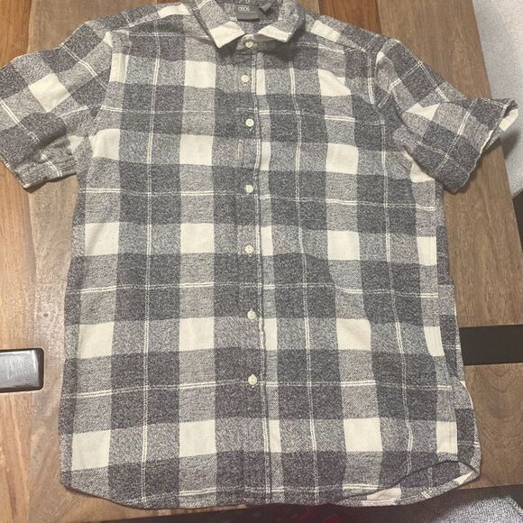 ASOS | Shirts | Asoscheckedshort Sleeved Flannel Shirtsize Medium ...